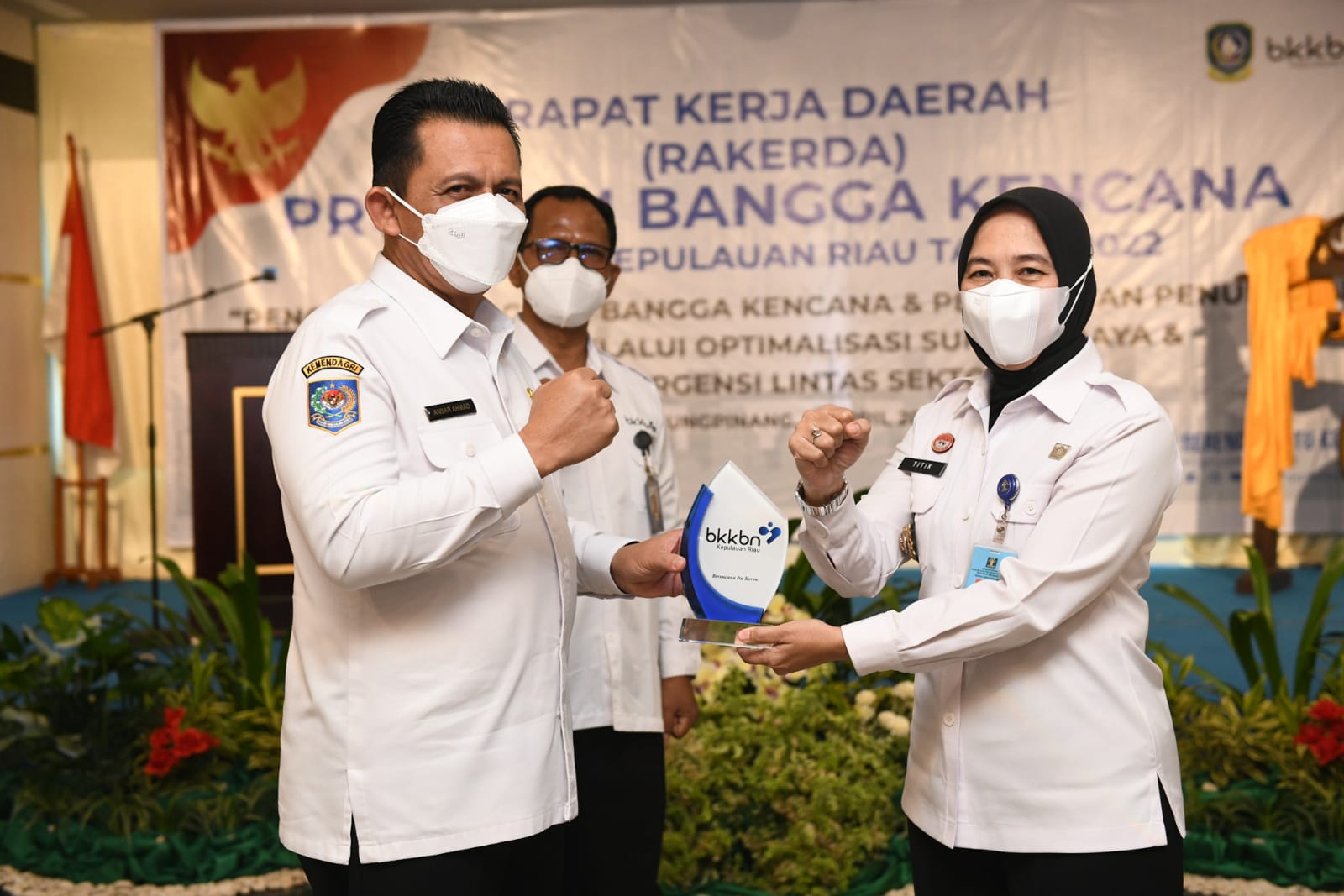 Gubernur Kepri Buka Rakerda Bangga Kencana - Bentan.co.id Gubernur Kepri Buka Rakerda Bangga Kencana - Bentan.co.id